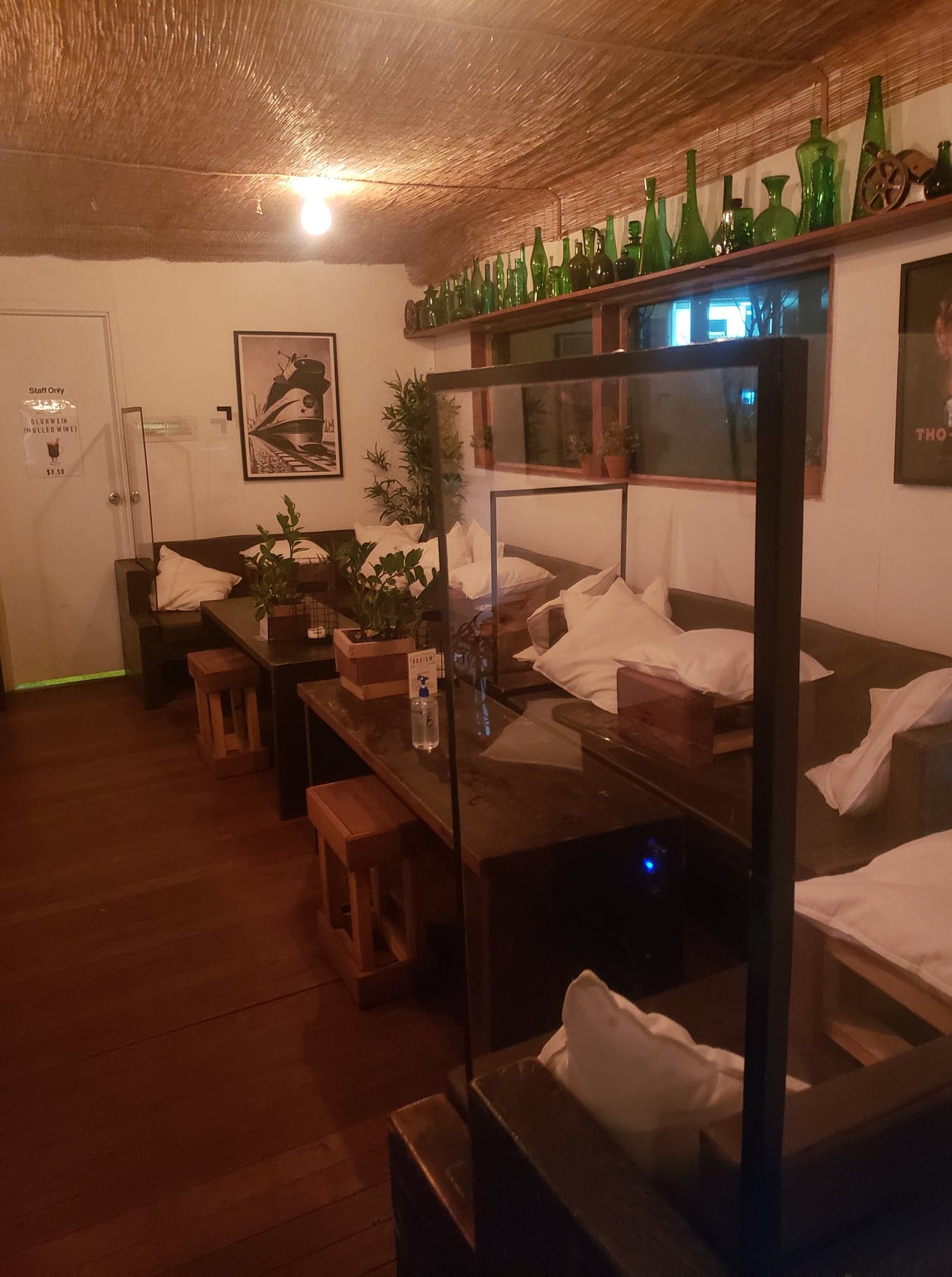 RADIUM – Cocktail Bar